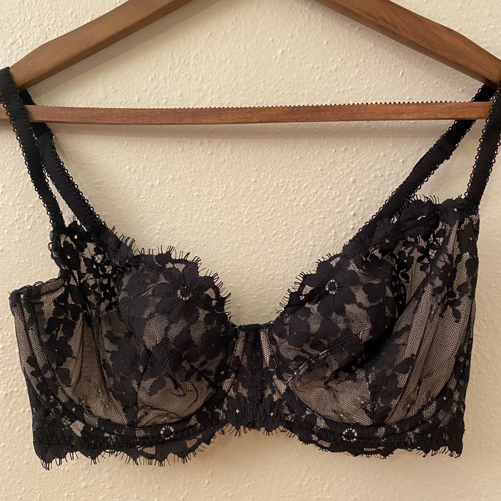 Victoria’s Secret Black Lace Demi Bra - Gem